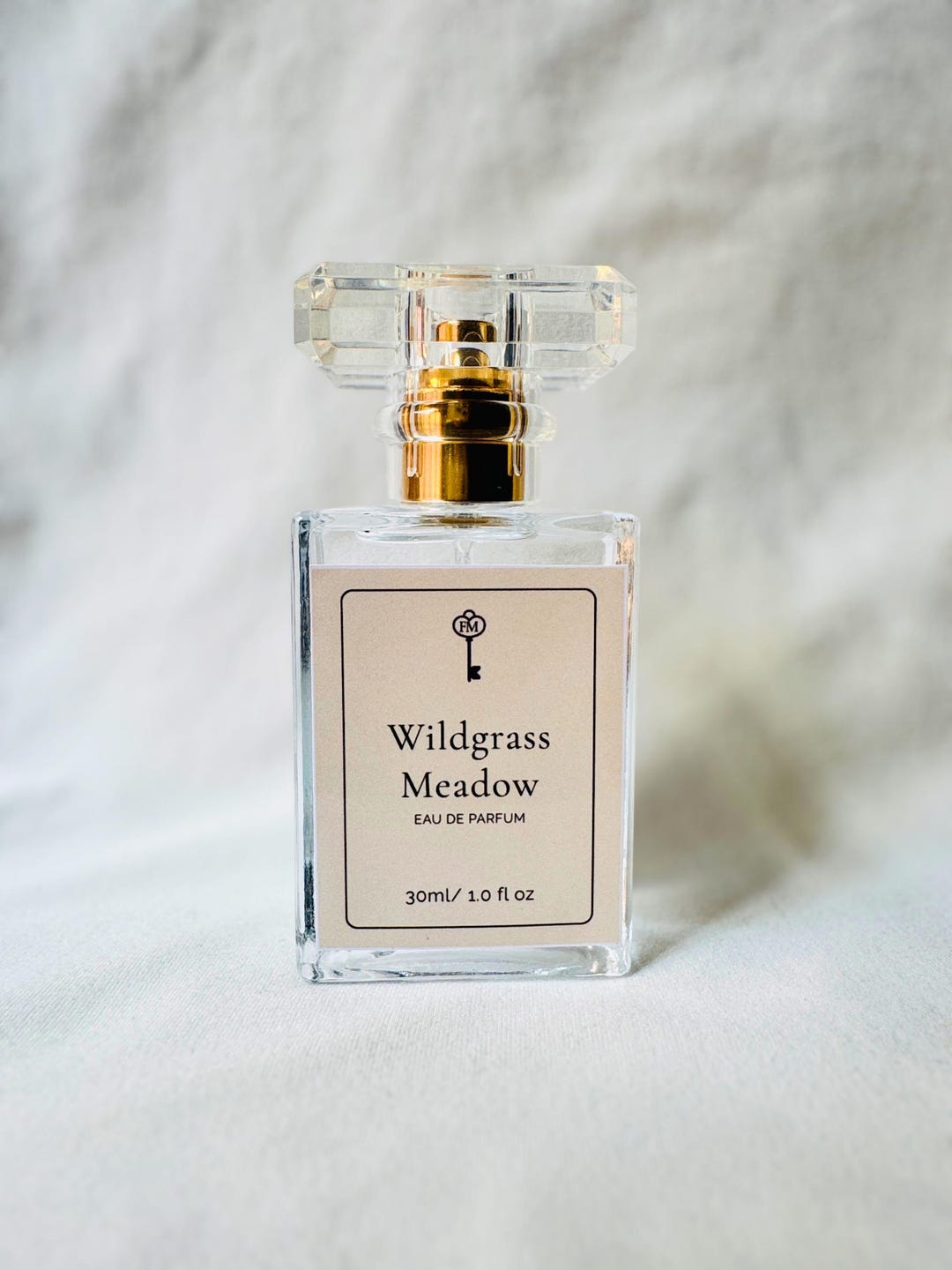 Wildgrass Meadow Perfume | Strawberry, Green Grass & Botanical Musk - Etsy