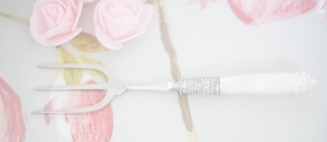Delightful Victorian Mother of Pearl Silver Plated Muffin or Crumpet ...
