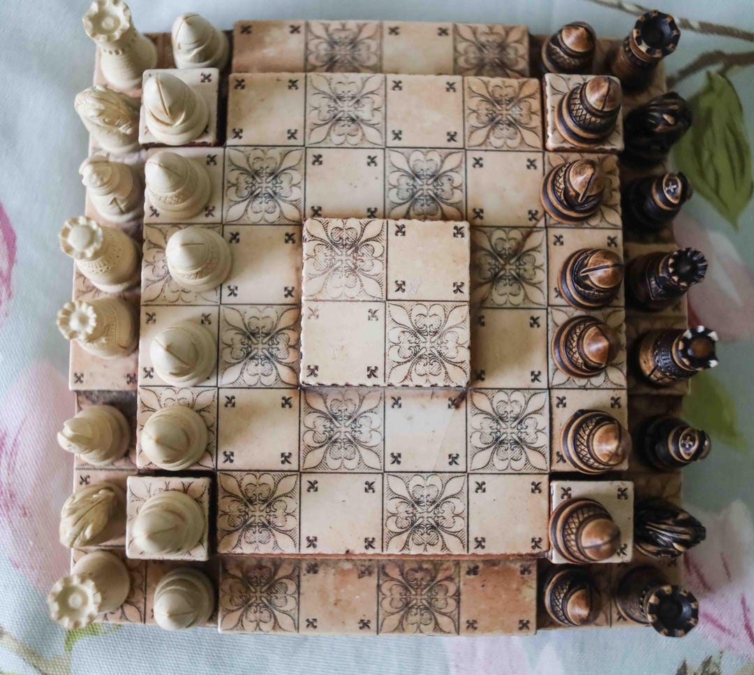 Highly Unusual Layered Chess Board and Pieces: Made in 'great Britain ...