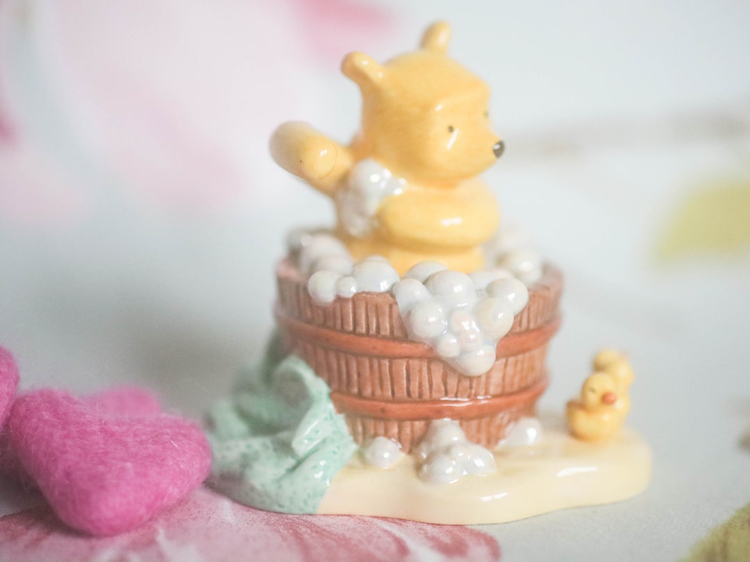 Rare Royal Doulton Winnie the Pooh A Clean Bear: Hand-painted Porcelain ...