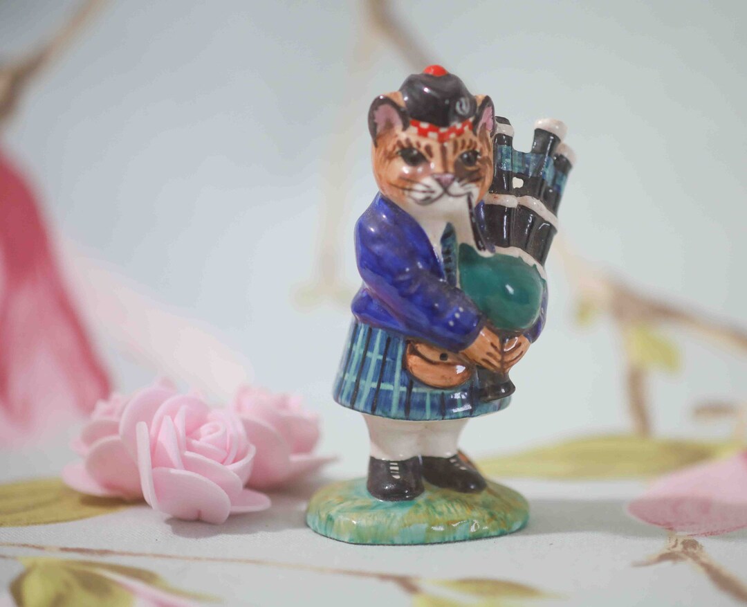 Mackatt Piper by Loch Lomond Ceramics: Rare - Etsy