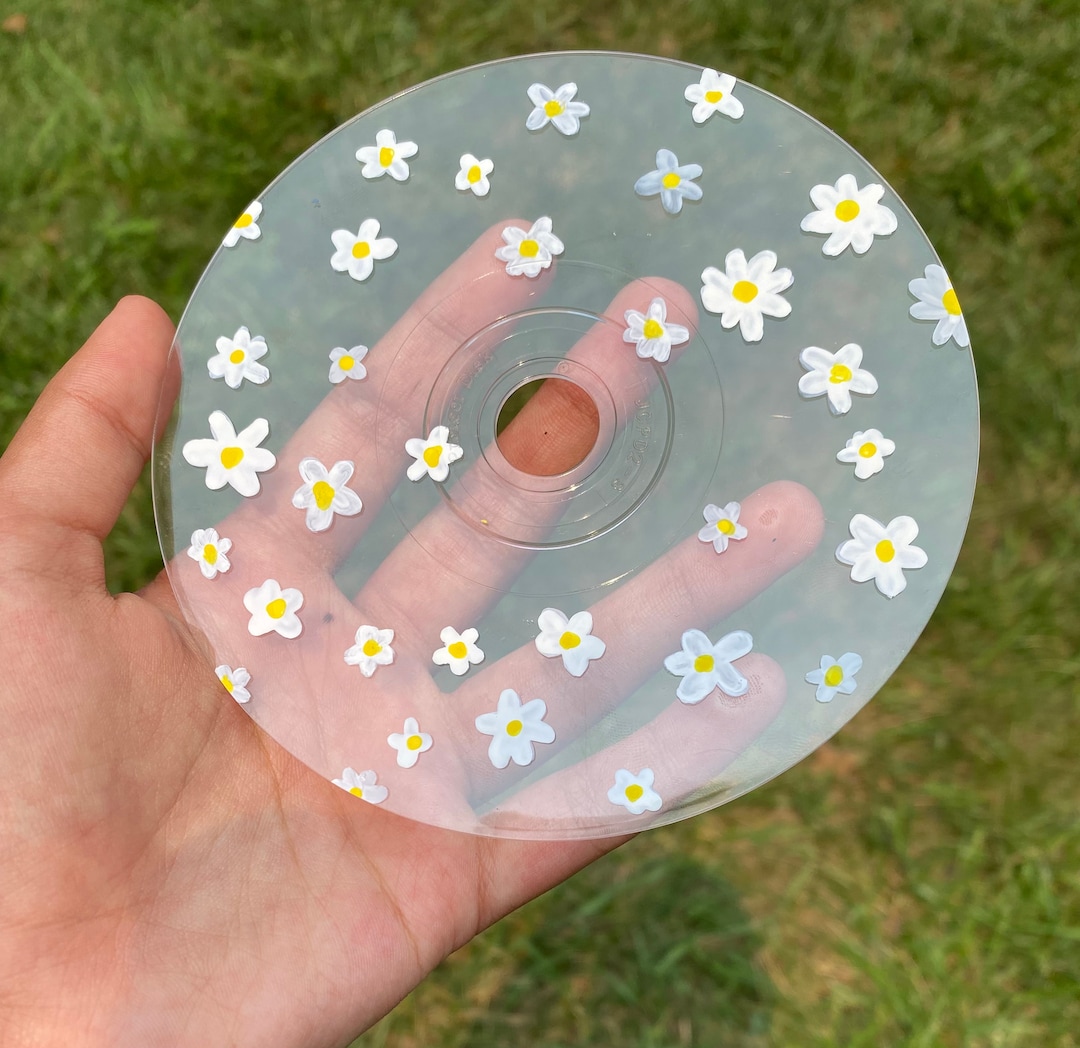Clear Cd Wall Art Hanging White Daisies Handmade Aesthetic Room Decor ...