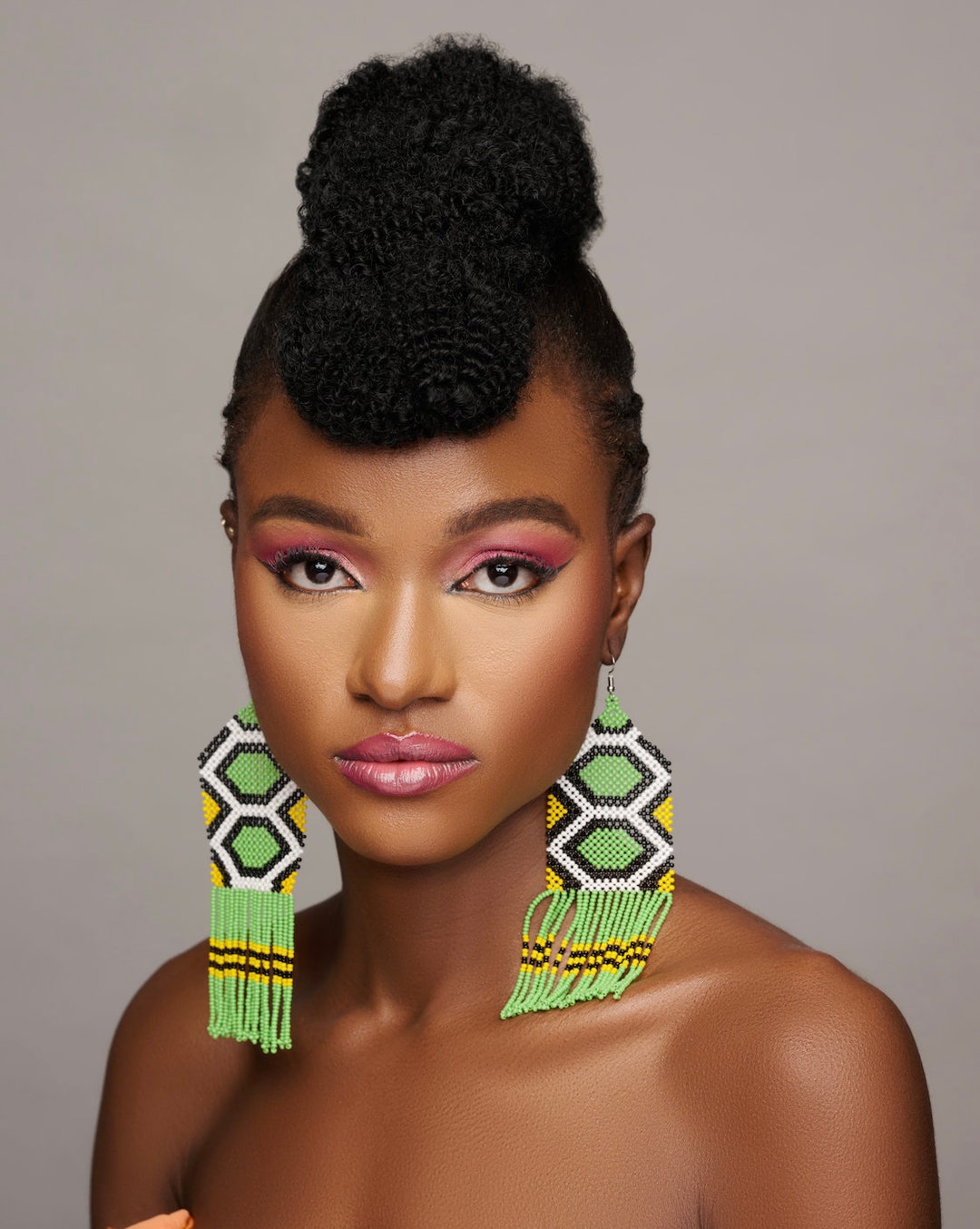 Long Elegant Authentic Green African Ethnic Native Dangle Statement ...