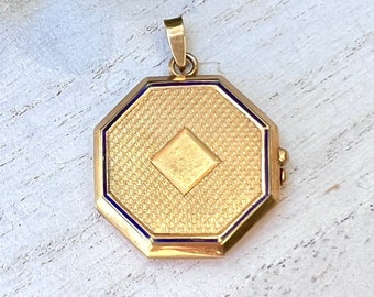 Guilloche Locket - Etsy