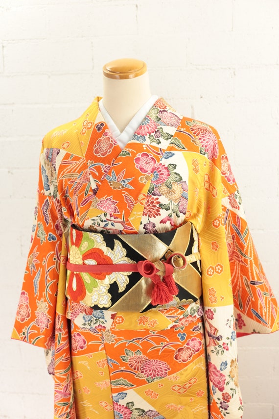 Vintage Orange 'Bingata' Flower Pattern Furisode Kimo… - Gem