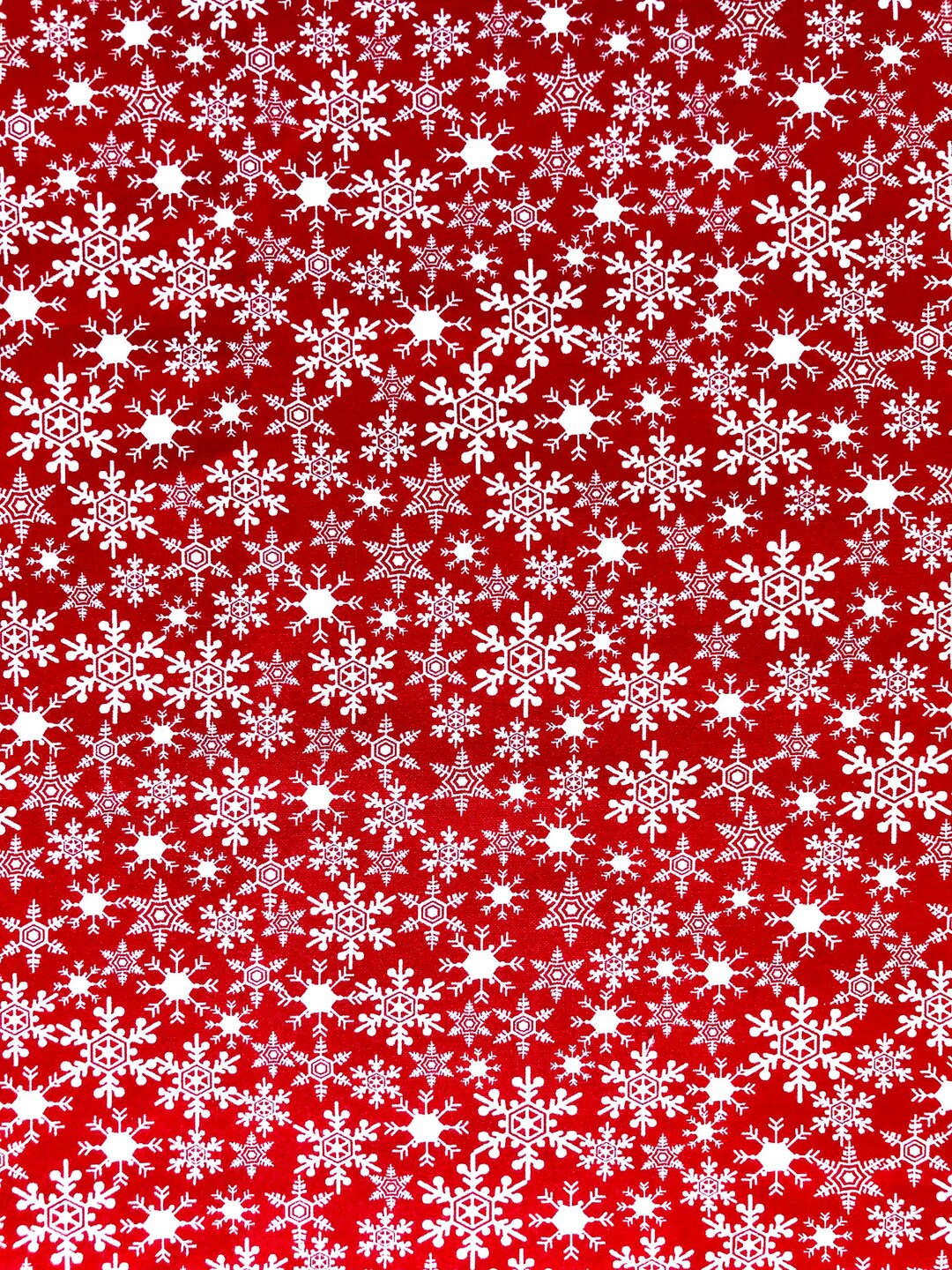 1/2 Yard White Snowflakes Floating on a Red Background Lightweight ...