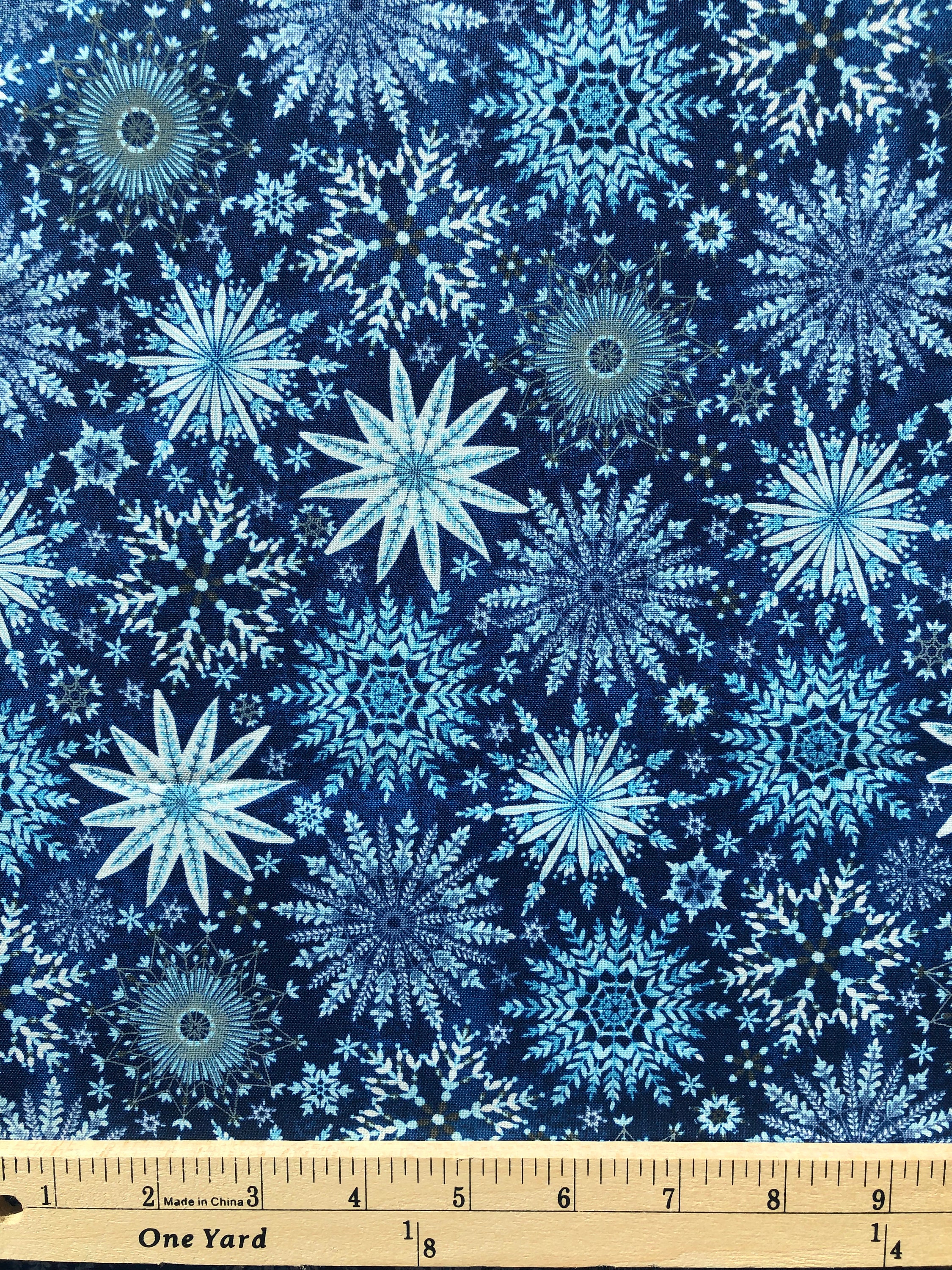 Winter Wonderland Blue Snowflake Lightweight Woven Cotton Holiday ...