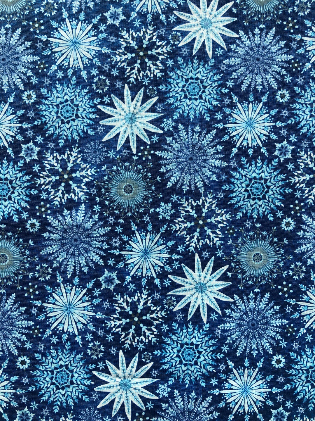 Winter Wonderland Blue Snowflake Woven Cotton Christmas Holiday Fabric ...