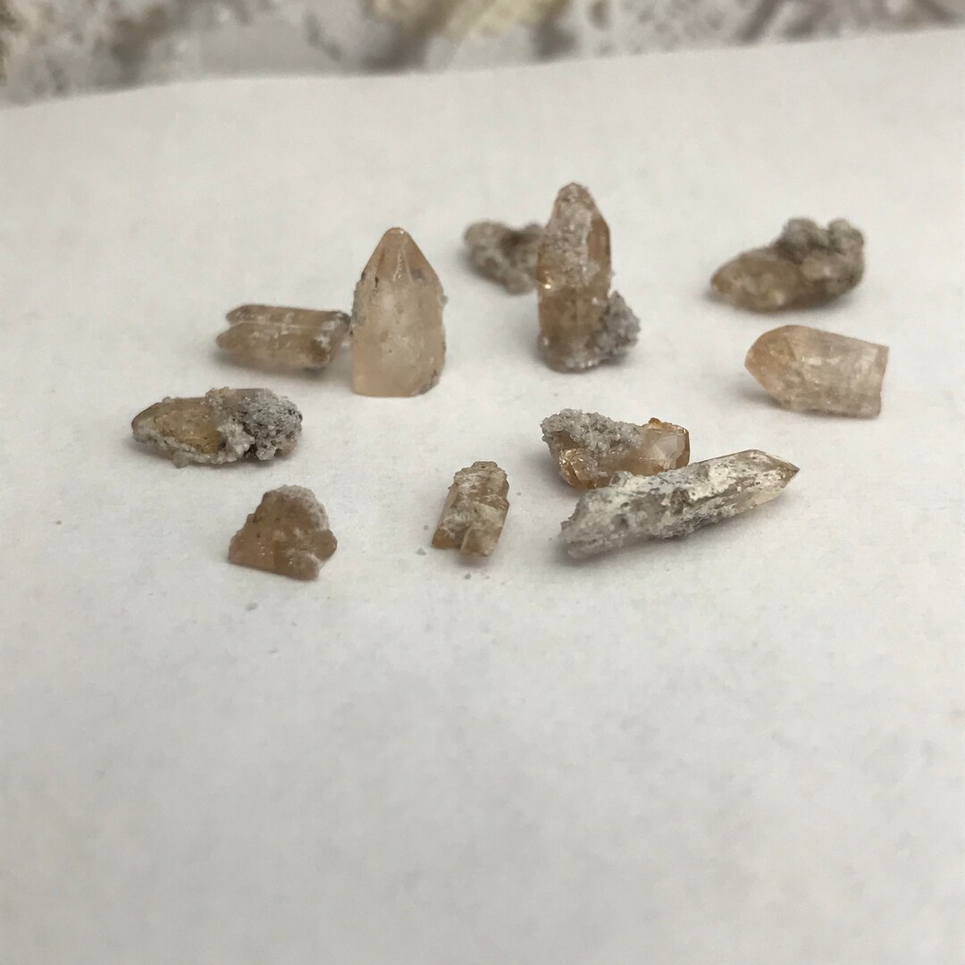 Lot of Light Sherry Topaz Specimen Crystal From Topaz Mountain Utah ...
