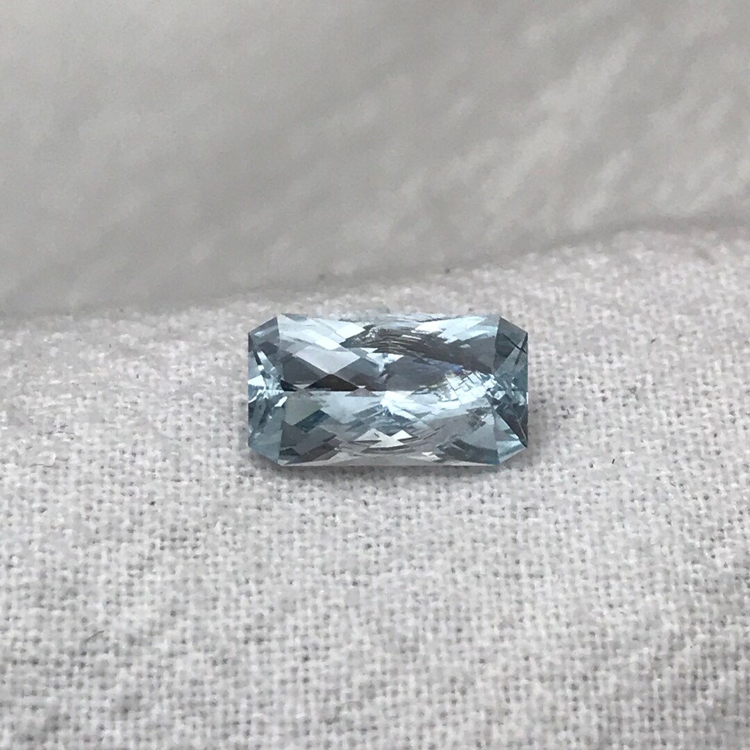 1.67 Carat Aquamarine 10x5.5mm Rectangle Cut, Natural Unheated Nigerian ...