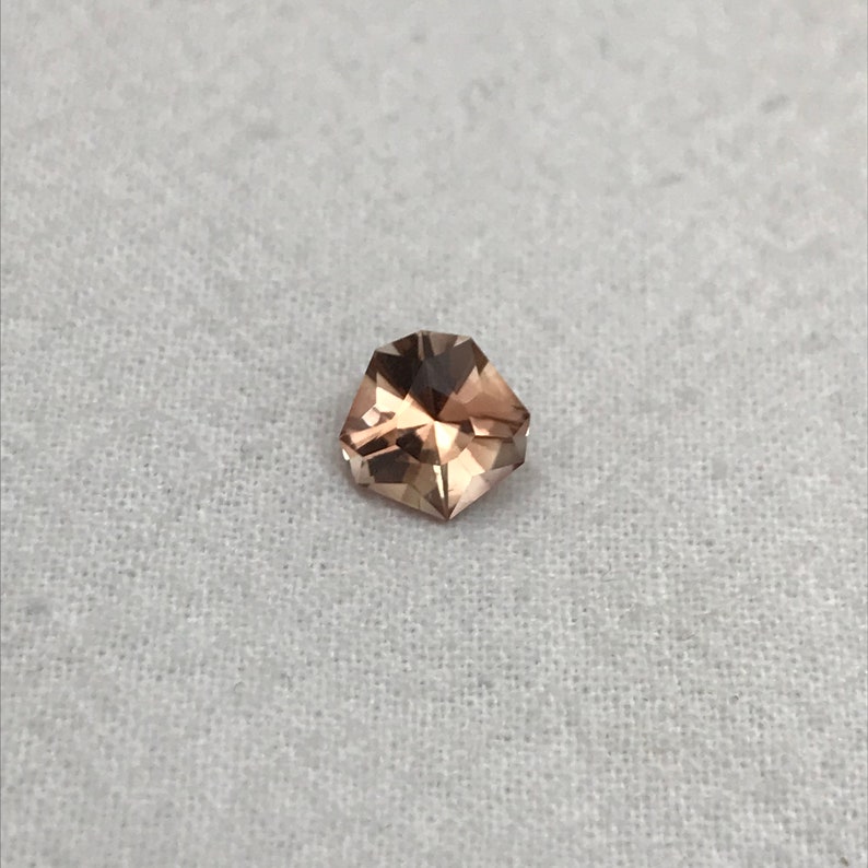 Light Orange Oregon Sunstone 1.39 Carat 7.8mm Custom Fancy | Etsy