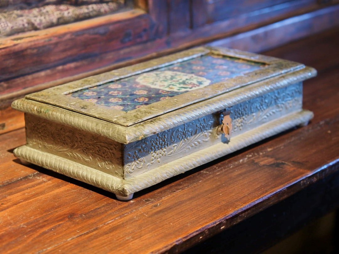 Engraved Metal Box Indian Box in Metal and Wood, Ethnic Box Code BOX98 ...