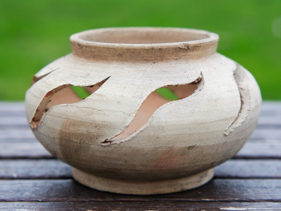Perforated Terracotta Vase Code VMT11 - Etsy