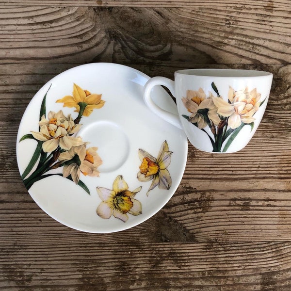 Daffodil Tea Cup - Etsy