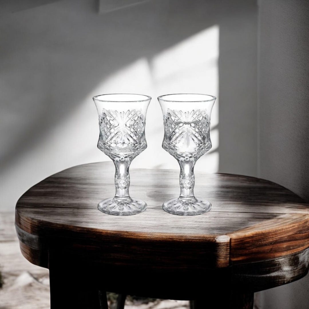 Set of 4 Vintage-style Liqueur Glasses , 40ml Elegant Footed Glassware ...