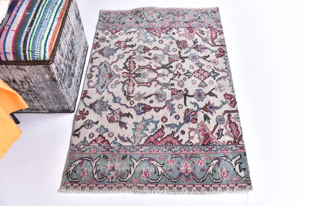 2x4 Small Vintage Rug, 2x4 Pink Blue Floral Carpet, 2x4 Traditional Rug ...