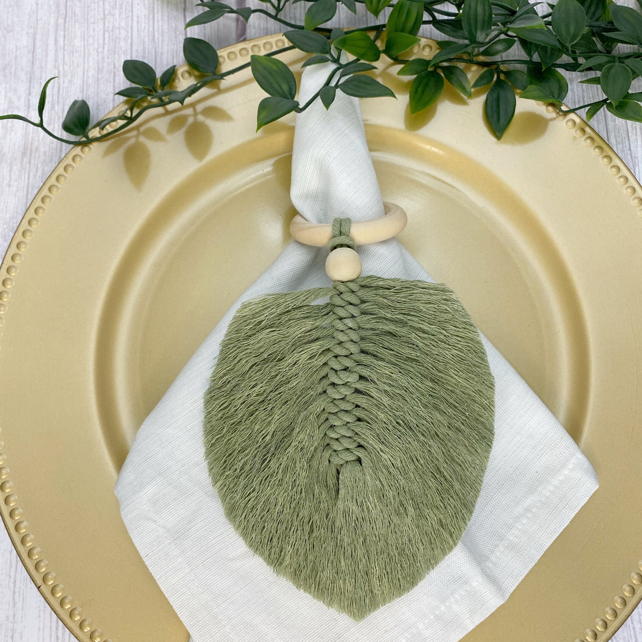 Macrame Feather Napkin Ring Set Boho Macrame Feather With Wooden Ring ...