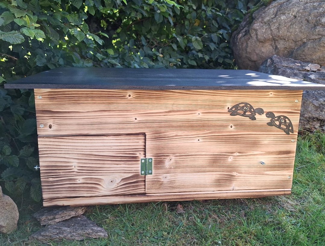 Turtle House With Lockable Entrance, Floor and Removable Roof Made of ...