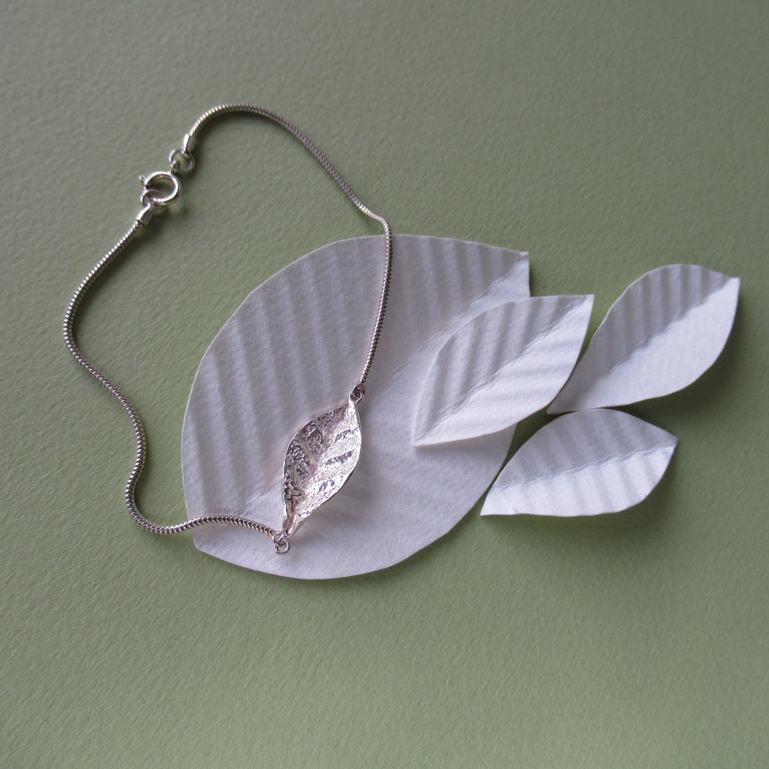 Silver Leaf Corrugated Bracelet: Handmade Snake Chain Bracelet - Etsy UK