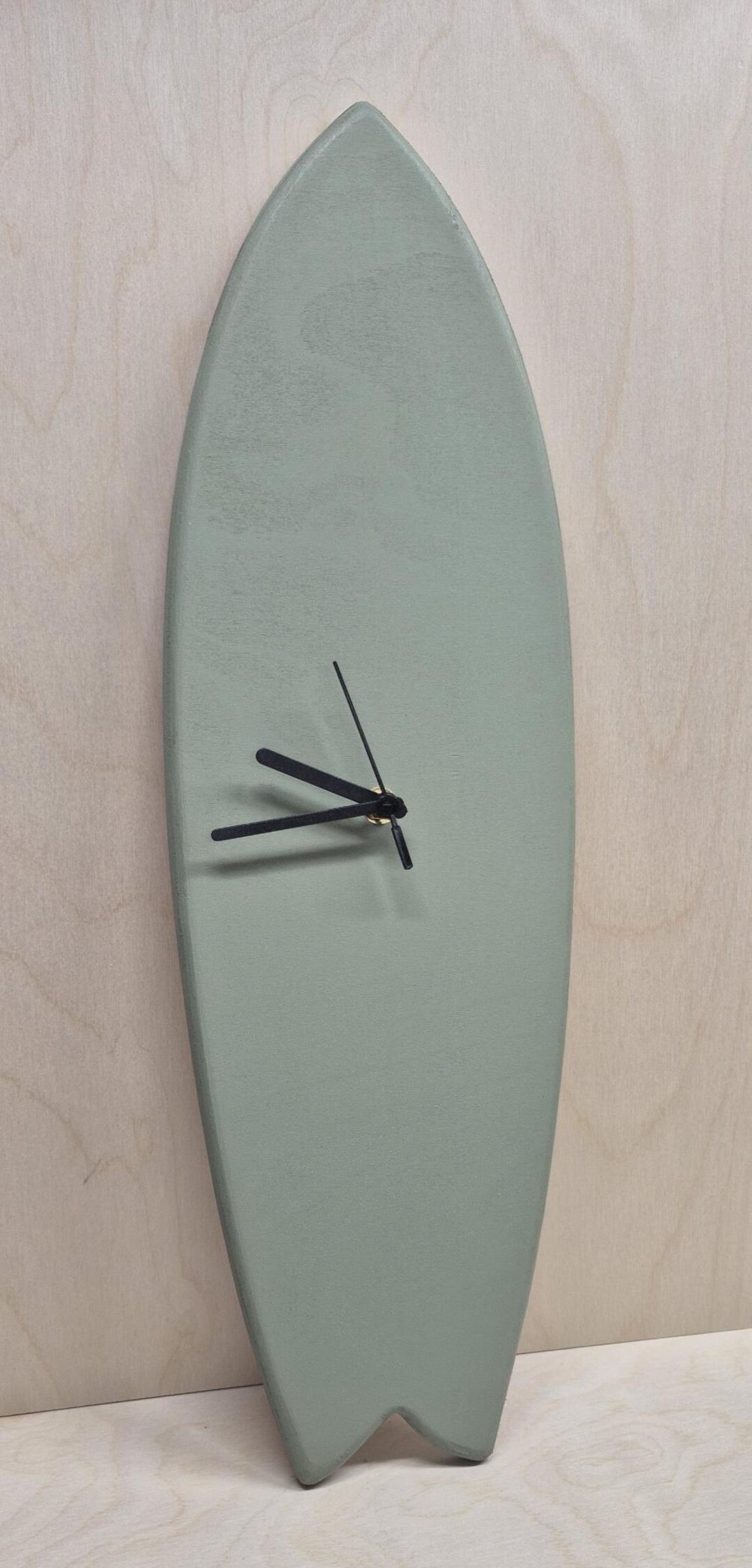 Surfboard Clock: Surfing Clock, Gifts for Surfers - Etsy