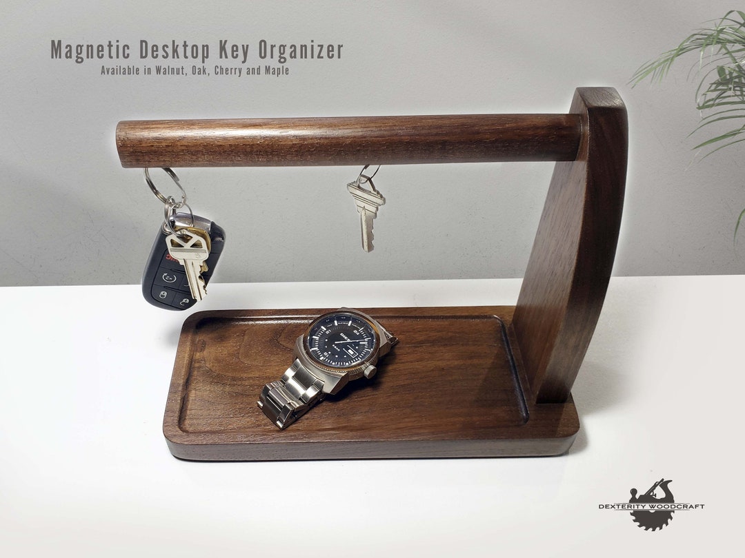 Magnetic Key Holder Organizer, Key Holder for Table, Key Hanger ...