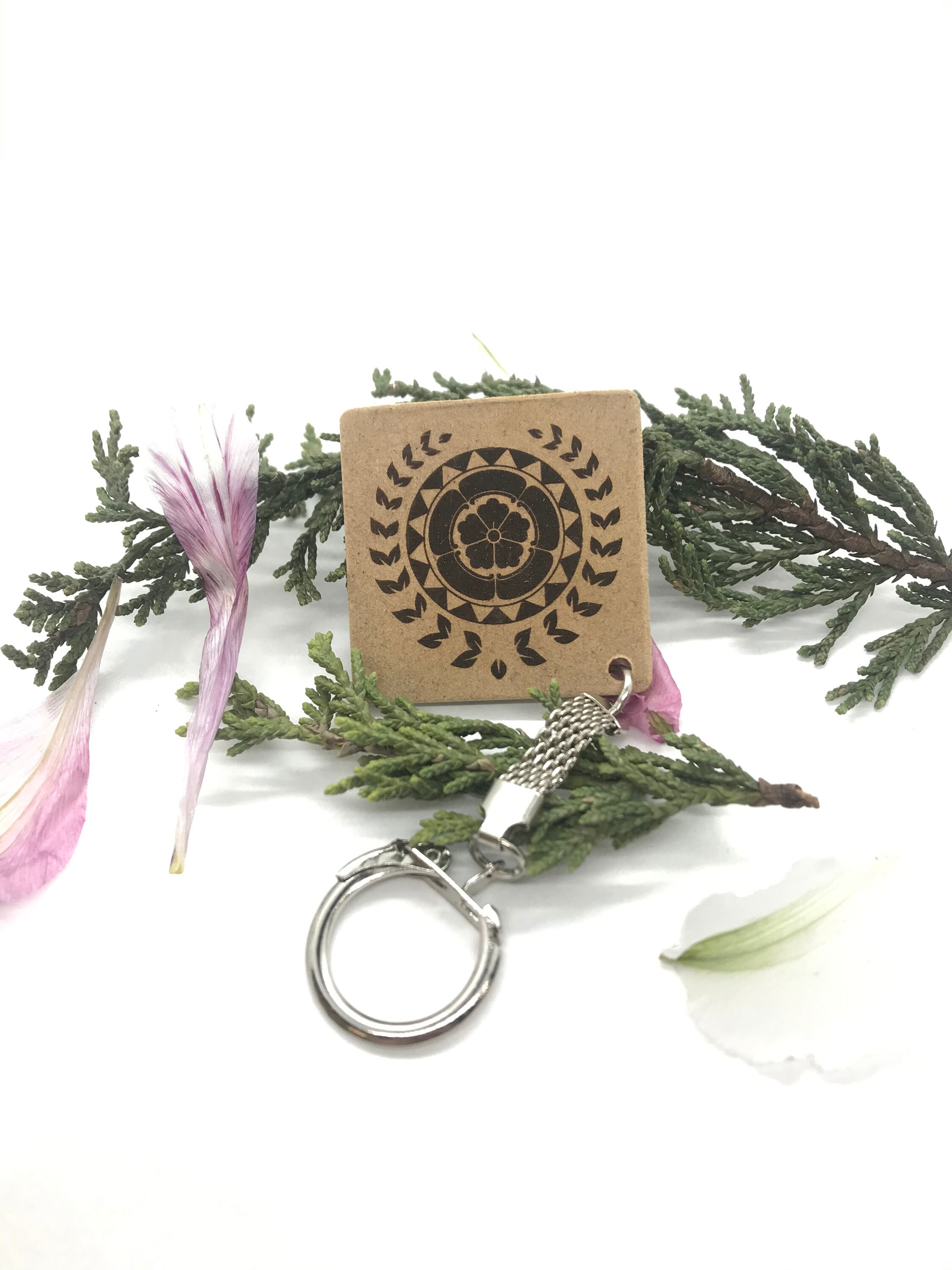 UK Art of AOI Unique KAMON Laser Engraved Wooden Handmade Keying Little ...