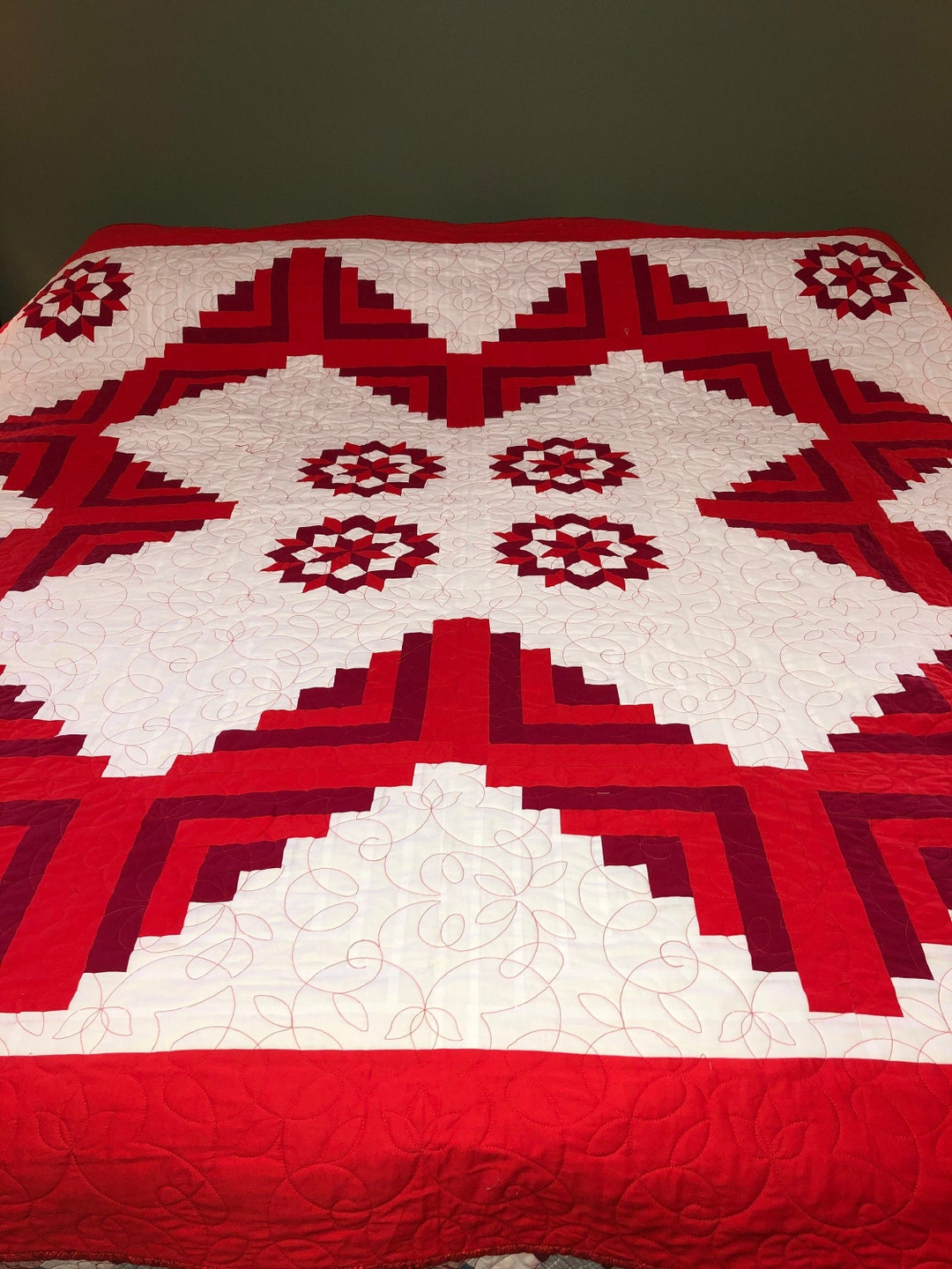 PRICE DROP Red Log Cabin and Stars Finished Quilt for Sale - Etsy