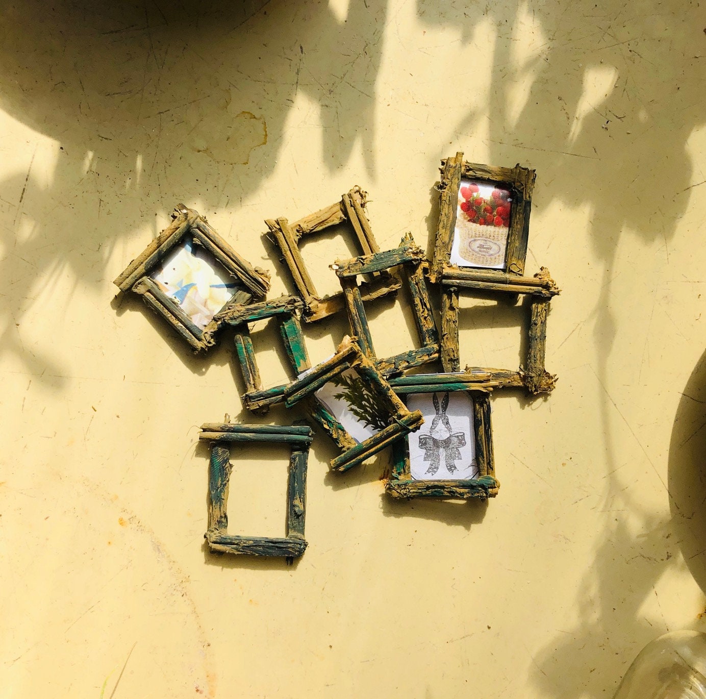 Miniature Picture Frames 5 Pieces // Fairy-gardens & Dollhouses - Etsy