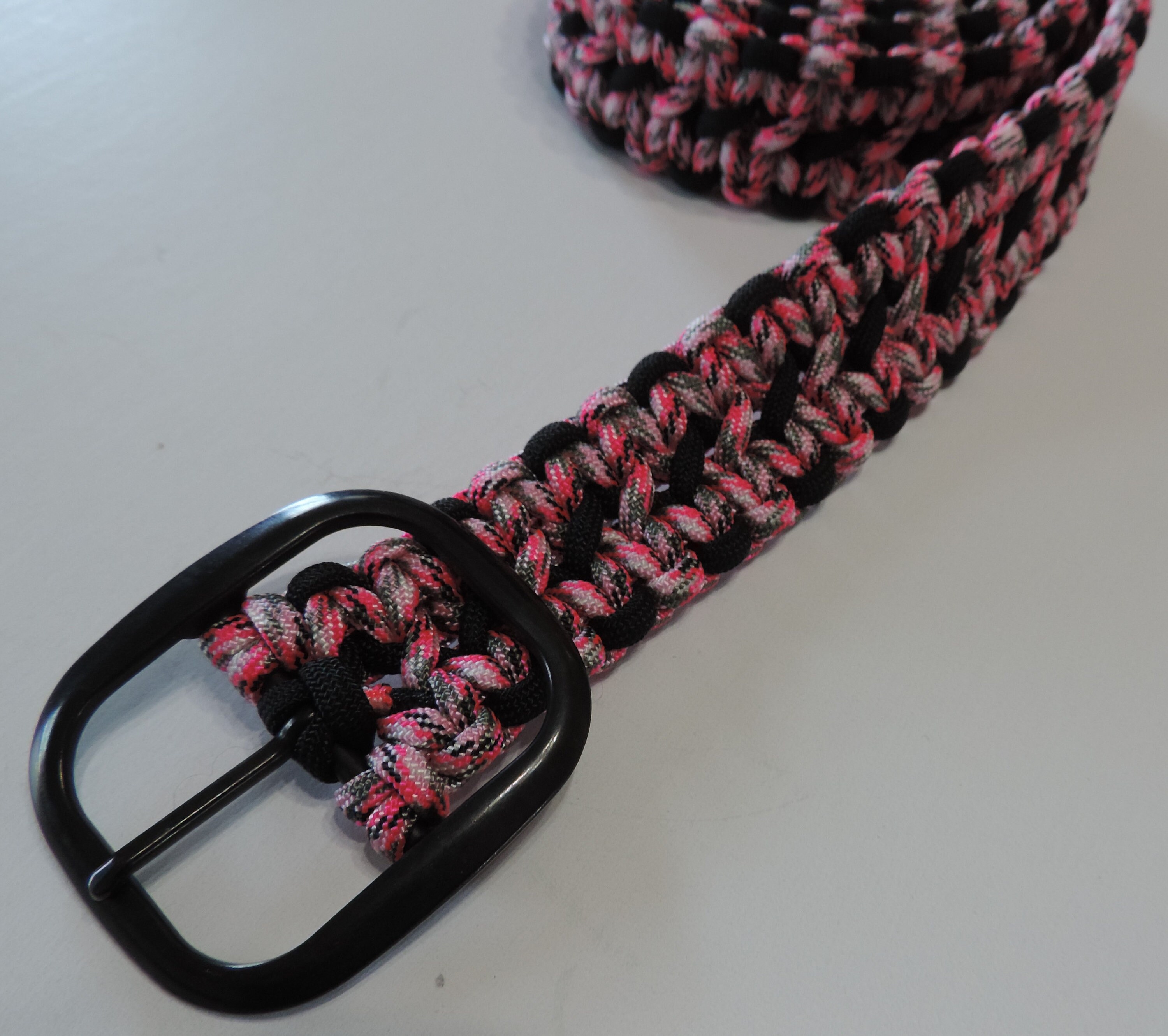 Homemade Pink and Black Paracord Belt - Etsy
