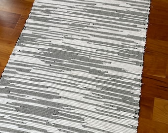 Black and White Rag Rug - Etsy