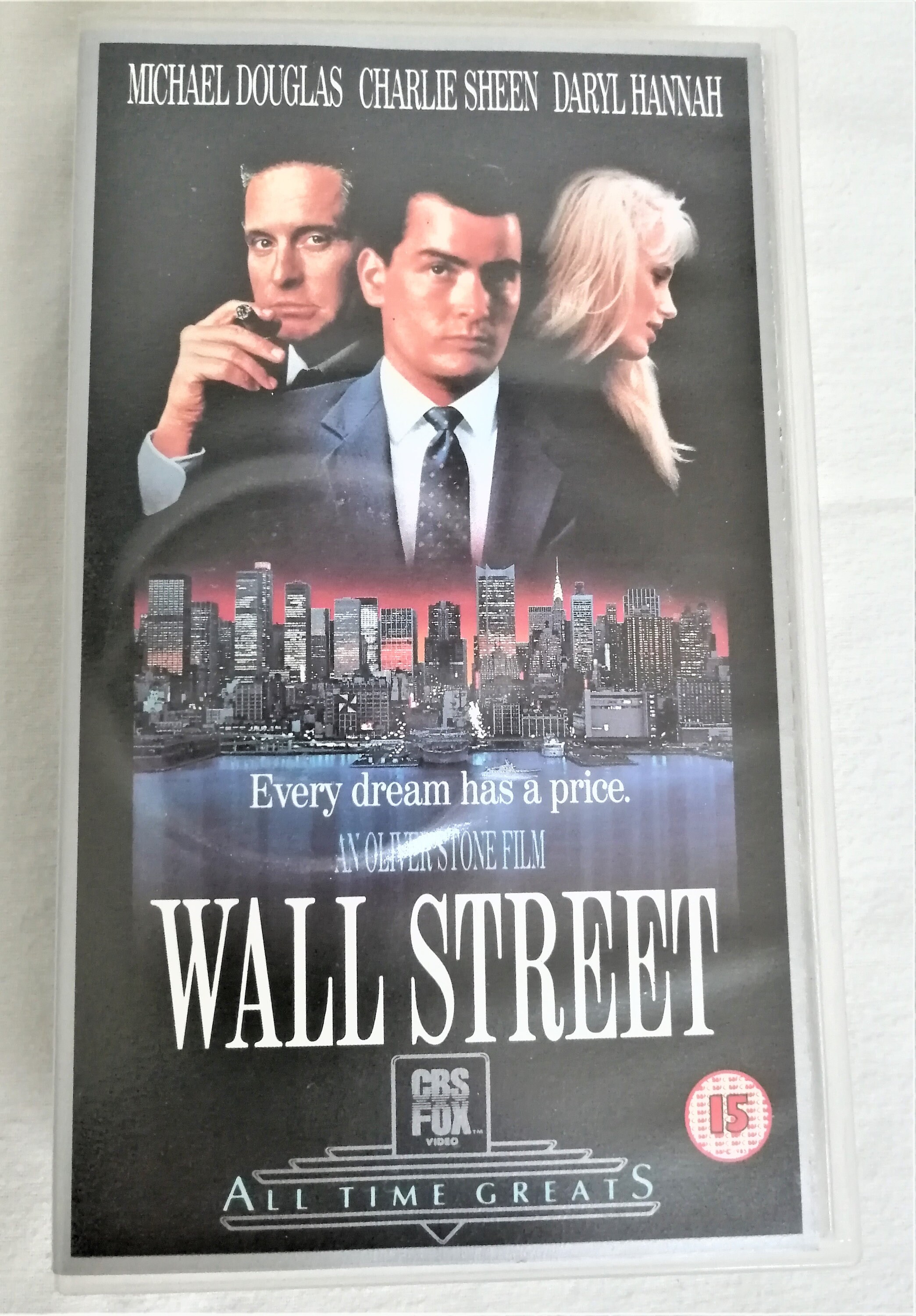 Wall Street VHS Video 1987 Michael Douglas Charlie Sheen Drama VHS ...