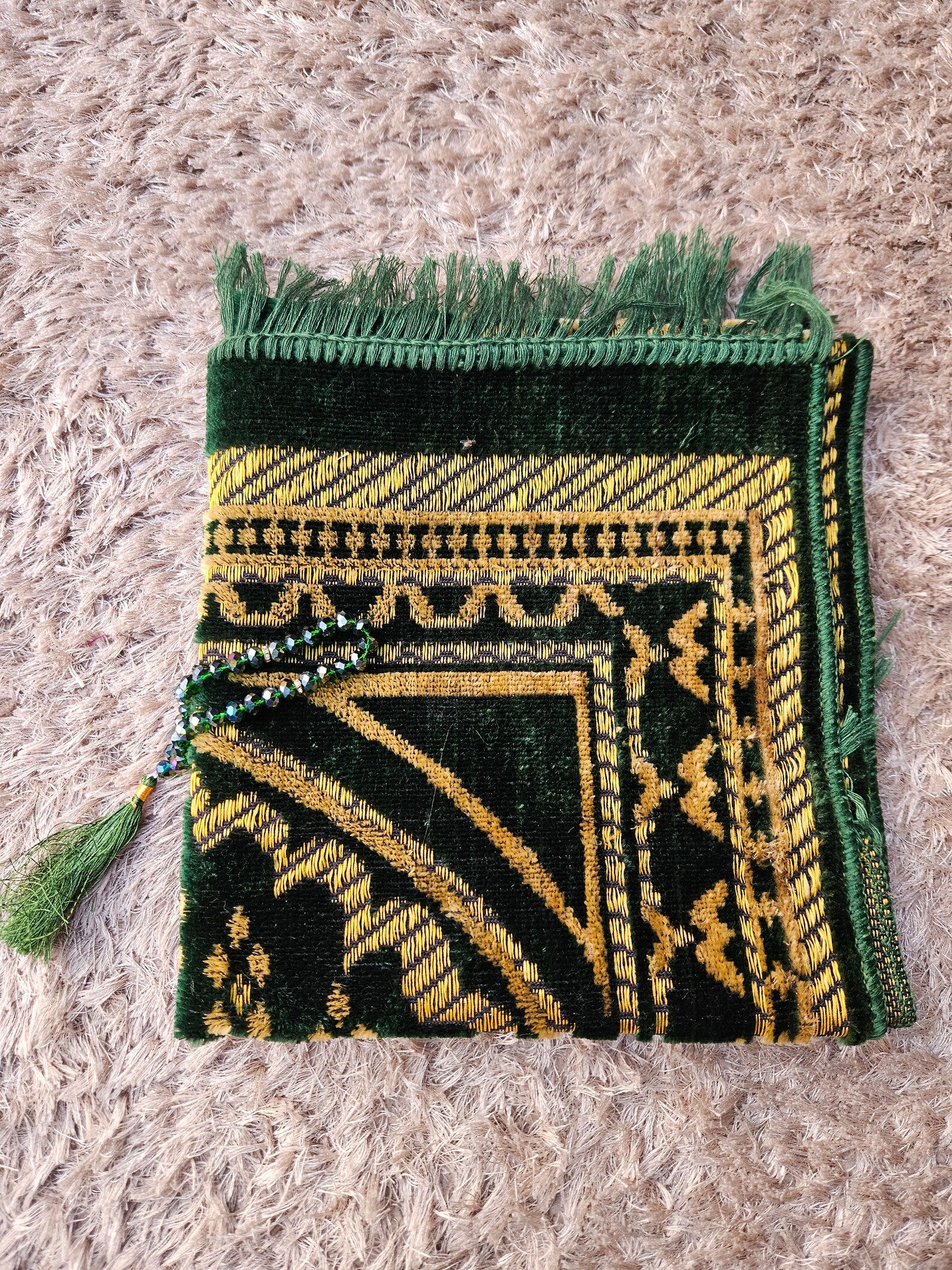 Prayer Rug With Gold Detailssejhade Musala Gift Set Eid Mubarak Gift ...