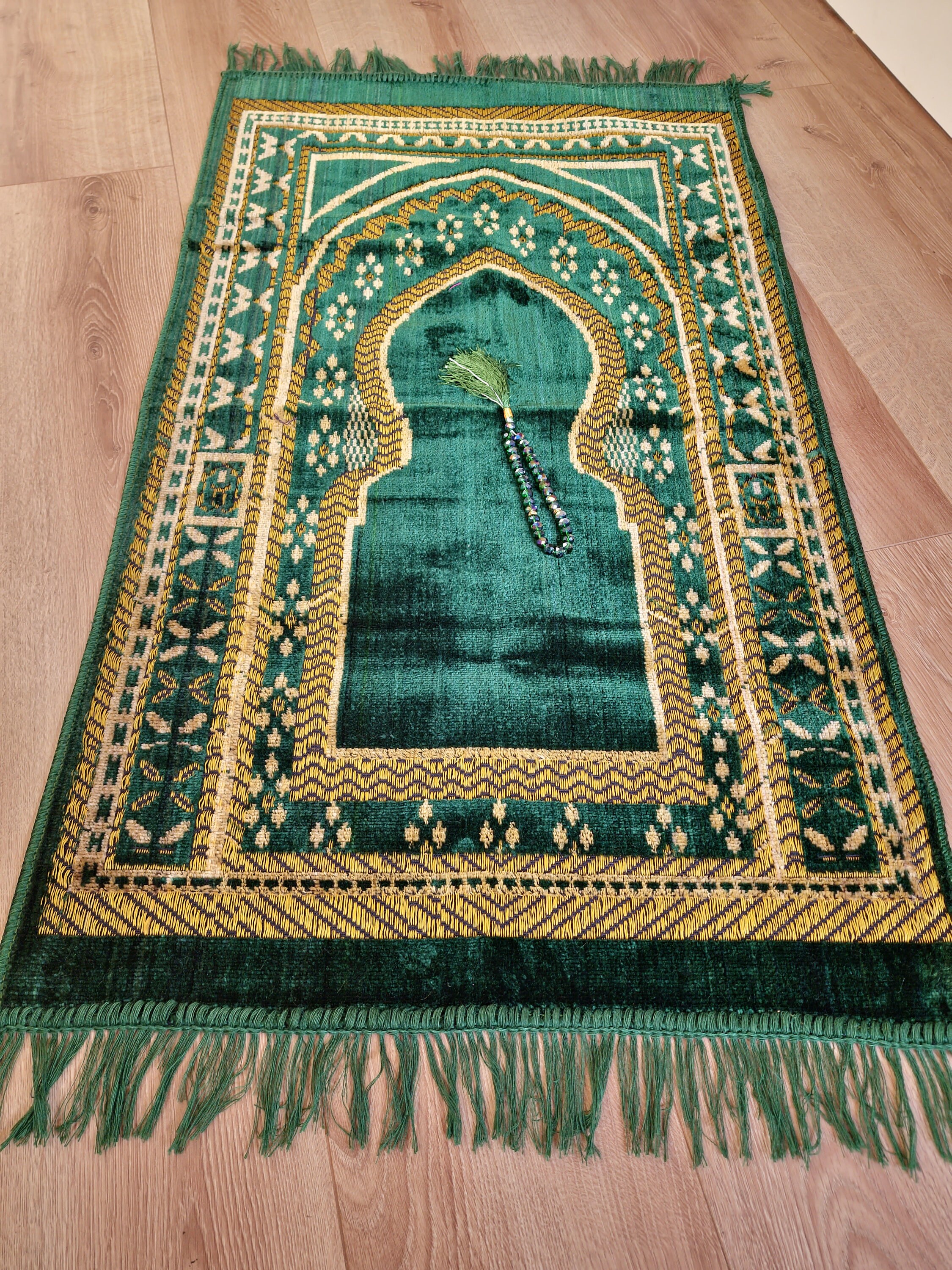 Prayer Rug With Gold Detailssejhade Musala Gift Set Eid Mubarak Gift ...