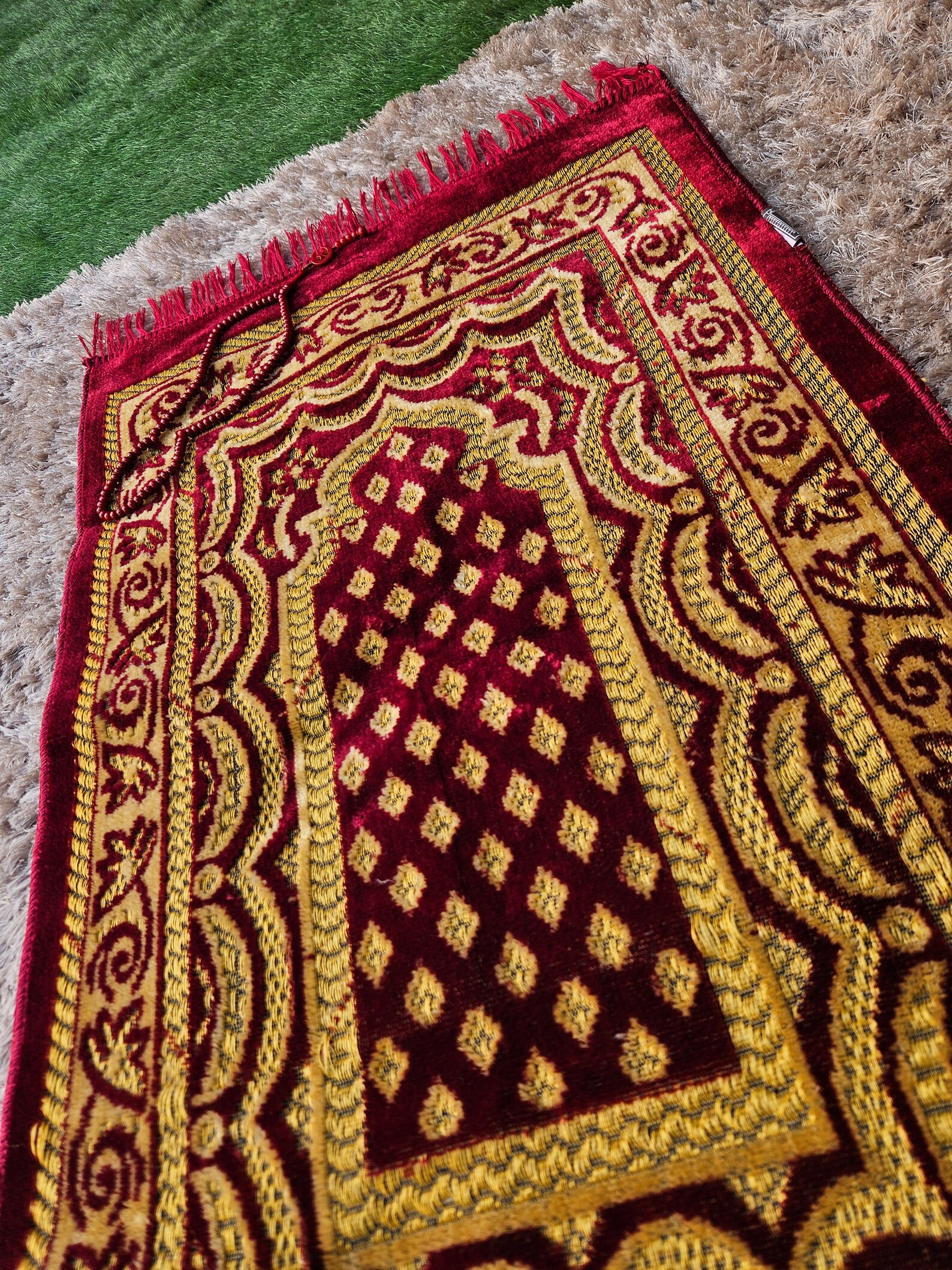 Prayer Rug With Gold Detailssejhade Musala Gift Set Eid Mubarak Gift ...