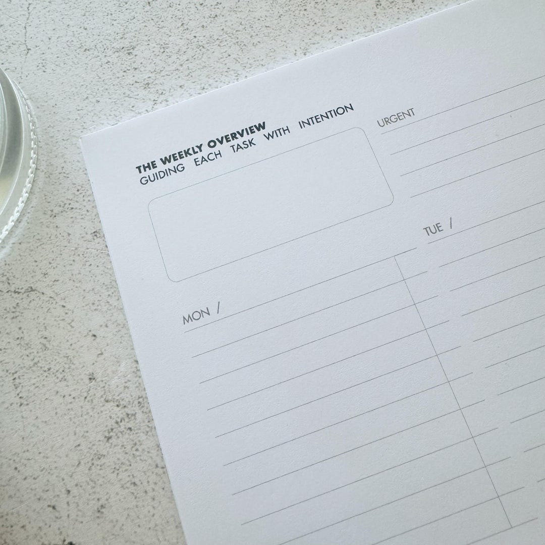 Weekly Overview Notepad: Minimalist Daily Planner, Task Manager ...