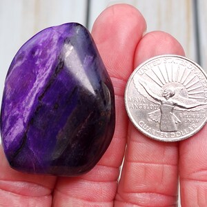 1.7 AA Gel Sugilite 27g, Rare Semi Precious Gem Sugilite Palm Stone ...