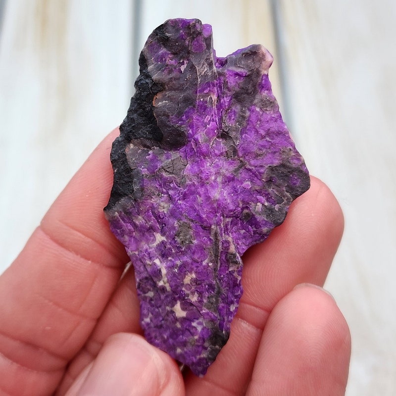 Sugilite - Etsy