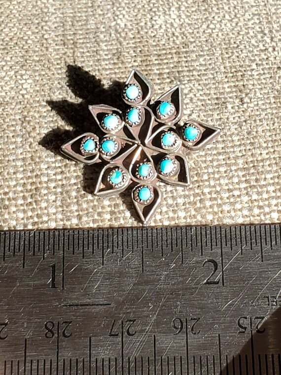 Vintage Zuni Needlepoint Pin - Gem