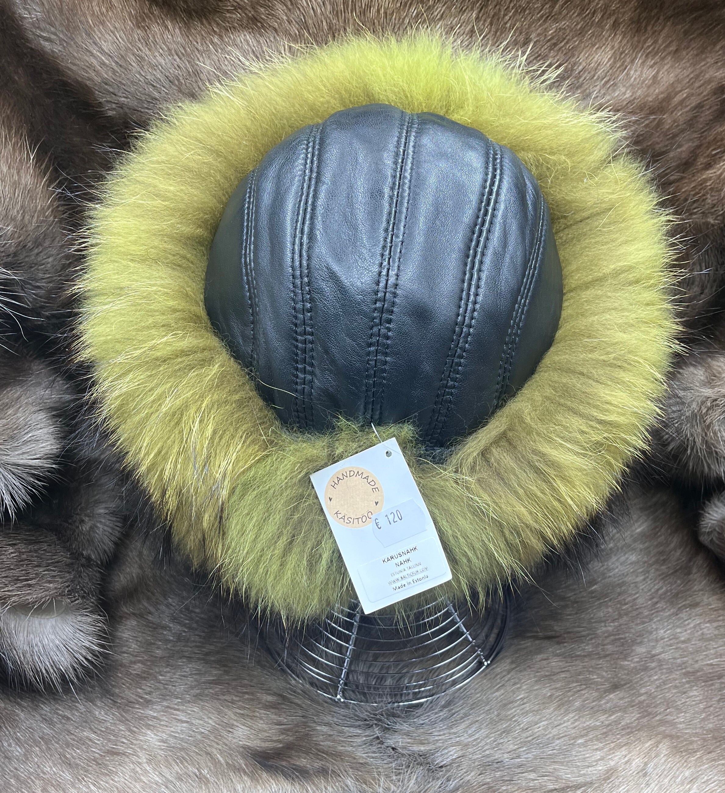 WOMEN FLUFFY HAT | Fluffy Fox Fur Cap | Luxury Winter Beanie | Elegant ...