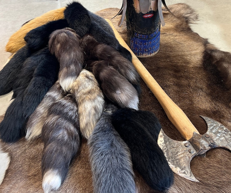 FOX FUR DESIGN Tail | Durable Fur Tail | Natural Fox Tail | Genuine Fur ...