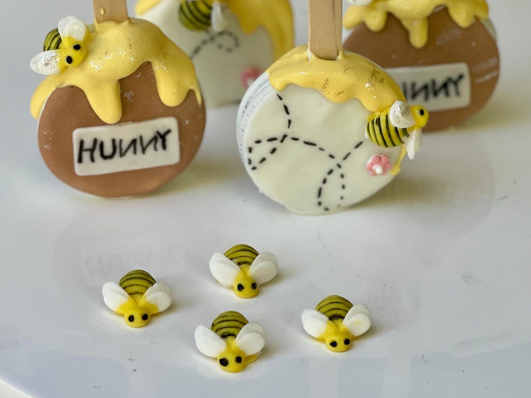 Bumble Bee Cake Toppers, Edible Fondant Dessert Decorations, Wedding ...