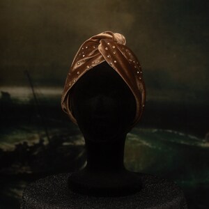 Turban Coffee With Milk 1920s Velvet Khaki Turban Rhinestones Brooch ...