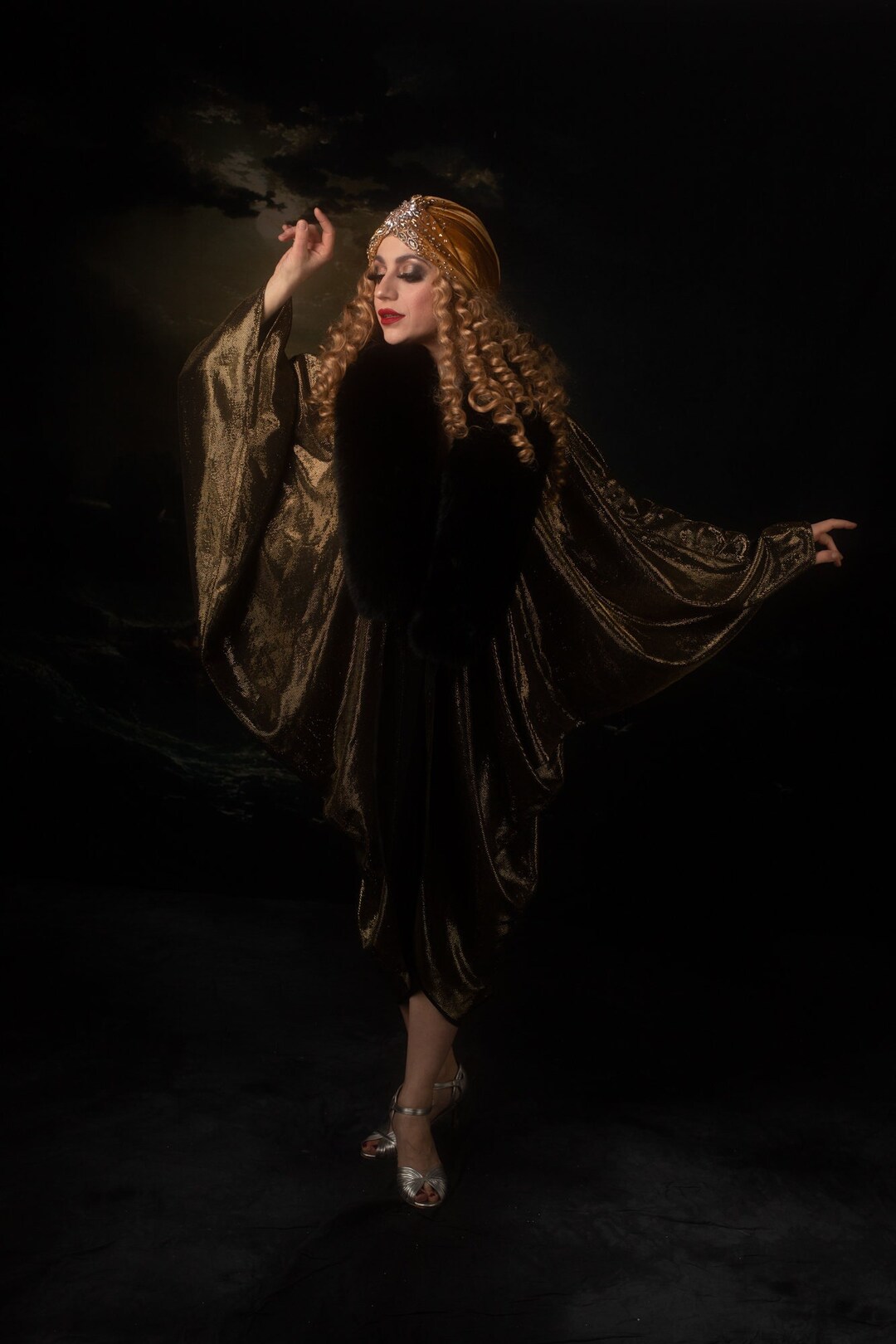 Aristocratic Old Gold 1920s Faux Fur Gown Color Hollywood Style Great ...