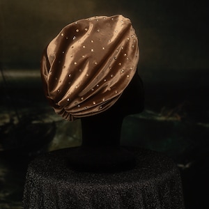 Turban Coffee With Milk 1920s Velvet Khaki Turban Rhinestones Brooch ...
