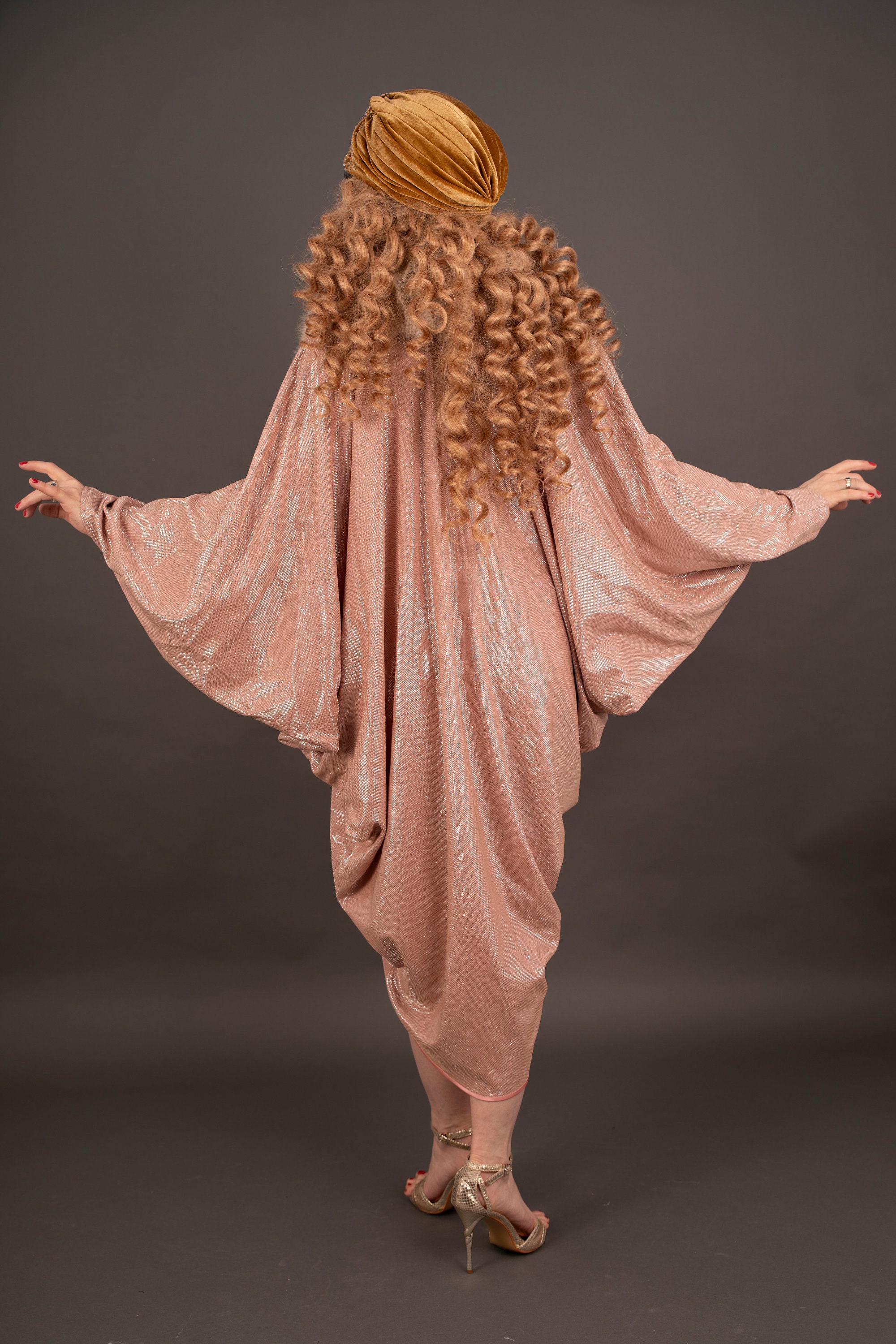 Aristocratic Pink & Beige 1920s Faux Fur Gown Color Hollywood Style ...