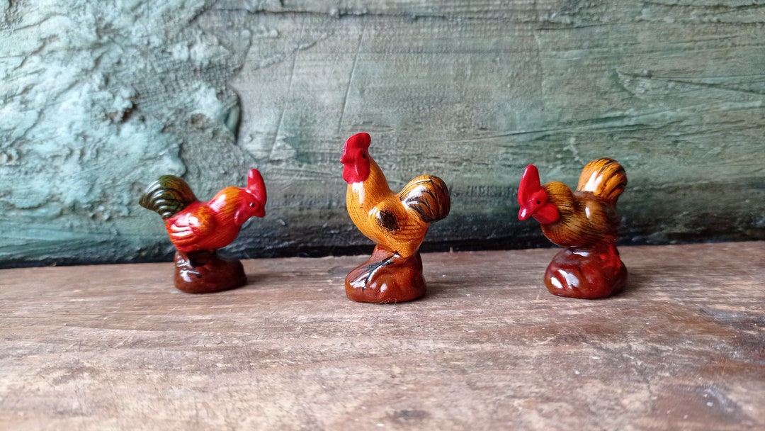 Colorful Ceramic Hens Roosters Hand Painted Chicken Standing French ...