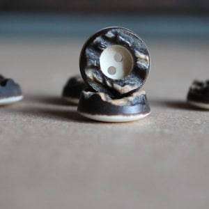 Brown Carved Button Set of 5 Antler Bone Effect Fancy Victorian Bone ...