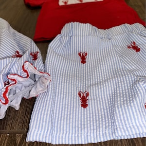 Girls Seersucker Bubble Crawfish Smocked Outfit - Perfect for Spring ...