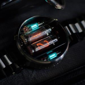 NIWA Nixie Watch V2.0 - Neptune Case, Titanium Case, Nixie Tube Wrist ...