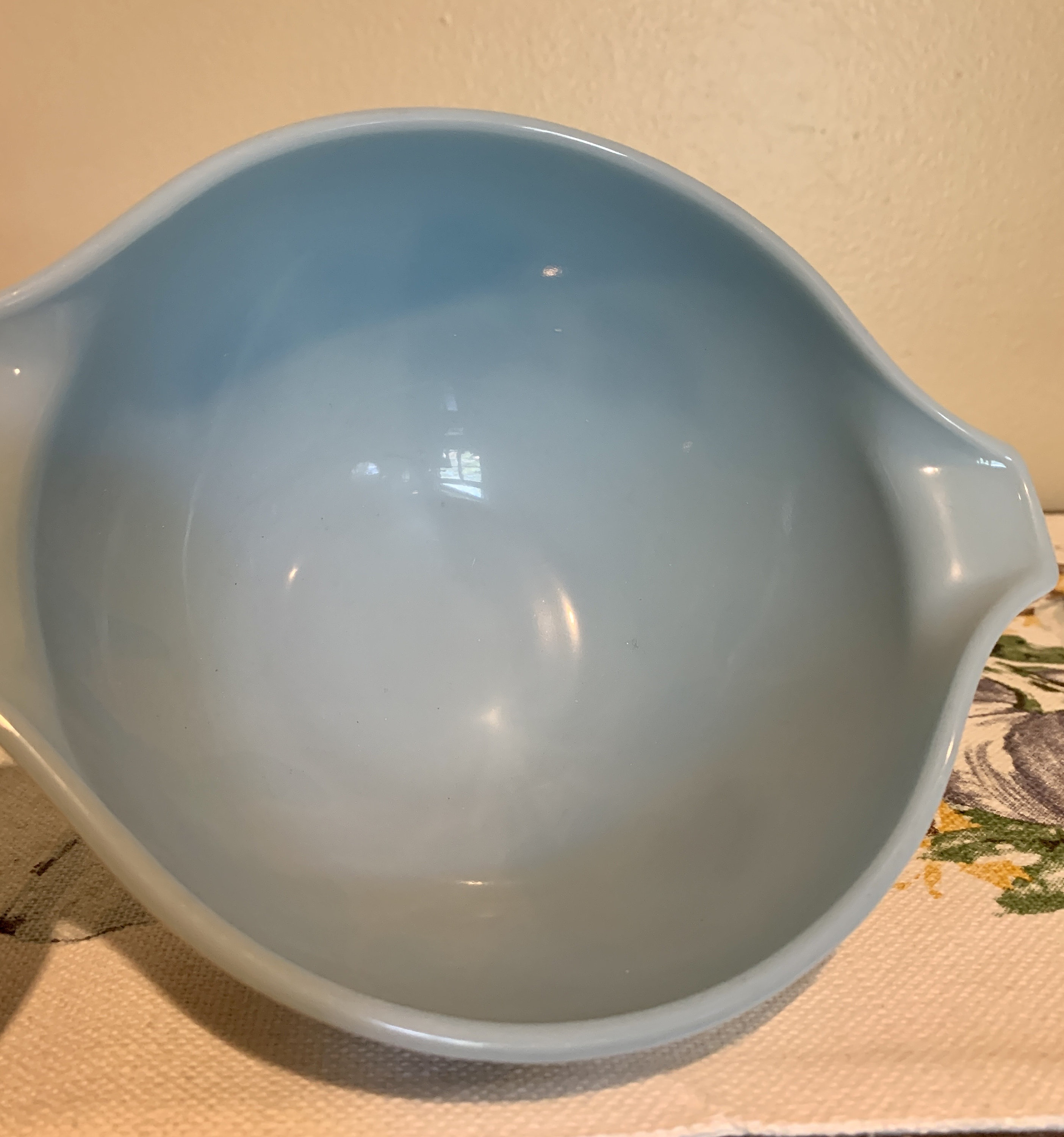 Vintage Pyrex Promotional golden Grapes White Delphite Blue Cinderella ...